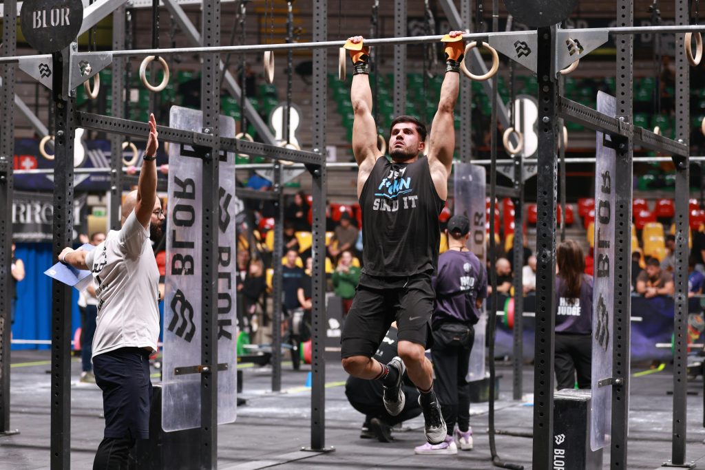 Bar Muscle-Up: Técnica, Consejos y Progresiones para Volar sobre la ...